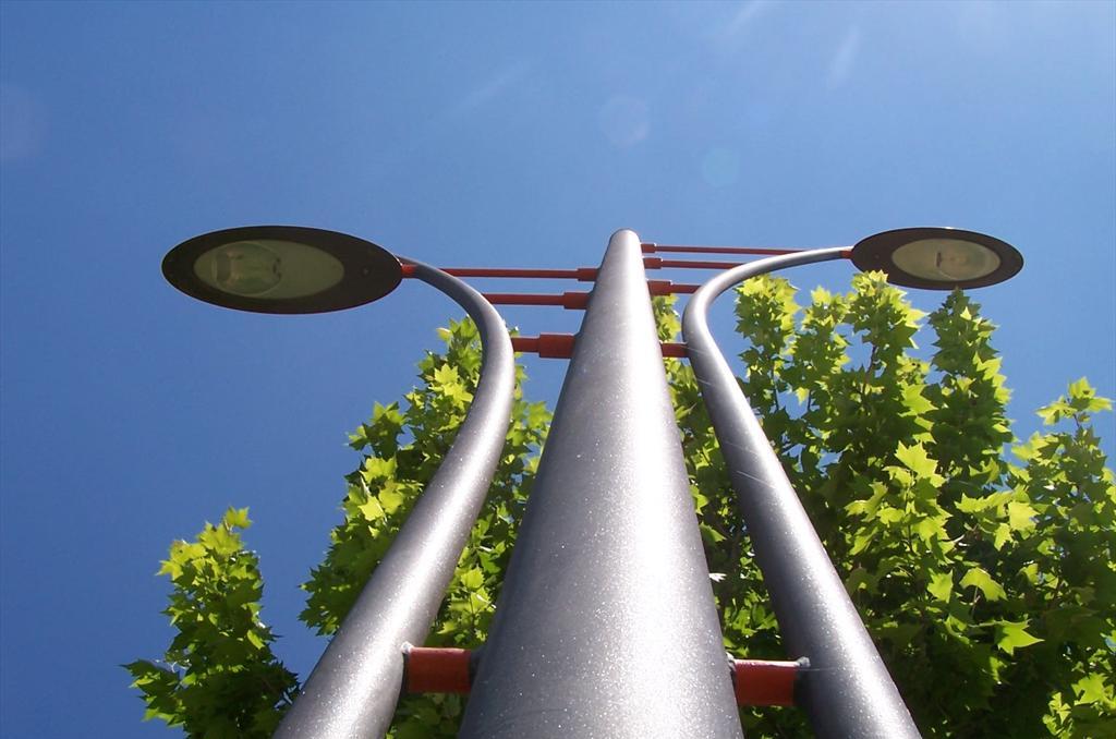 Galería Columna Flying | Soportes, Luminarias, Alumbrado Público ...